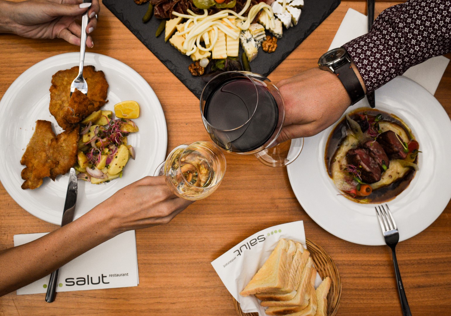 Polední menu - Salut Restaurant